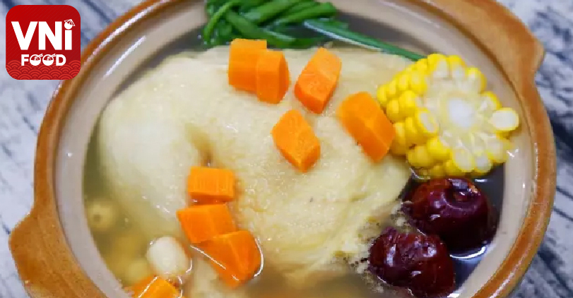 STEWED CHICKEN WITH LOTUS SEED AND JUJUBE - VniFood