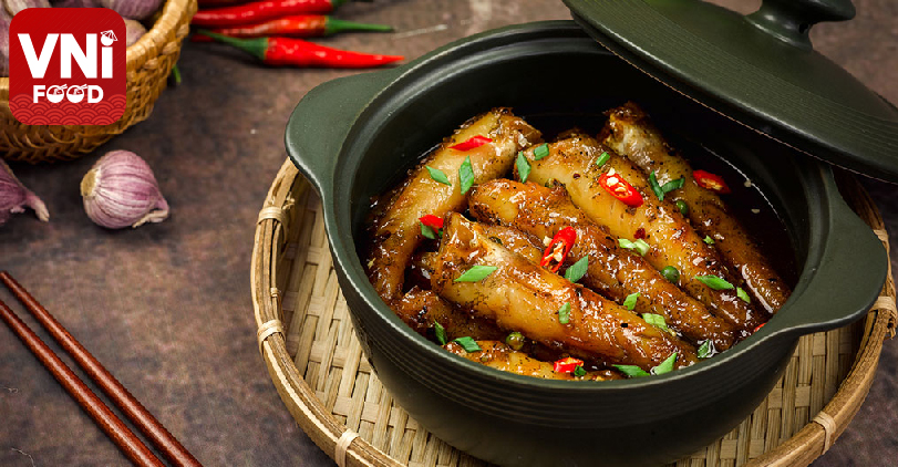 BRAISED SNAKEHEAD FISH WITH PEPPER - VniFood