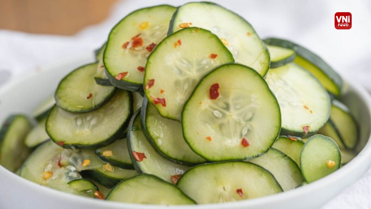 Vietnamese Pickled Cucumbers (Dua Chuot Muoi)